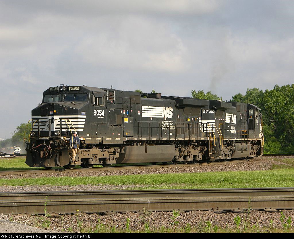 NS 9054